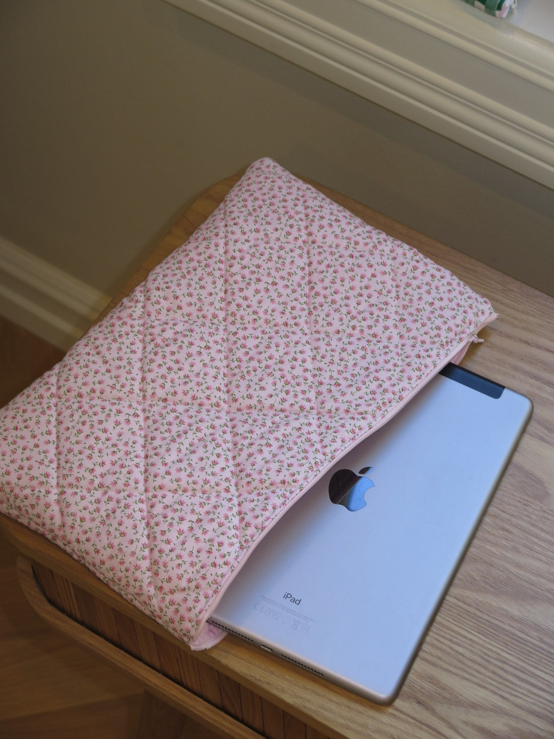 LIGHT PINK MINI FLORAL LAPTOP CASE – Maoubymarielle